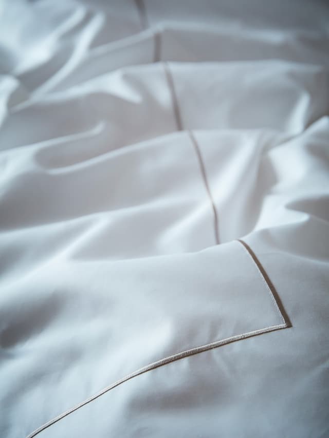 Duvet Cover | Nuvola - Sateen - White / Beige | Mille Notti